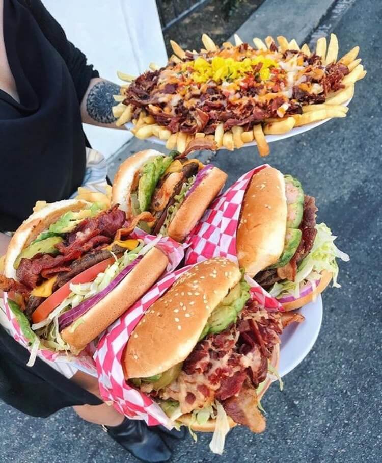 Sun's Out, Rum's Out - Happy 4th of July (30 Photos) - Badchix Magazine